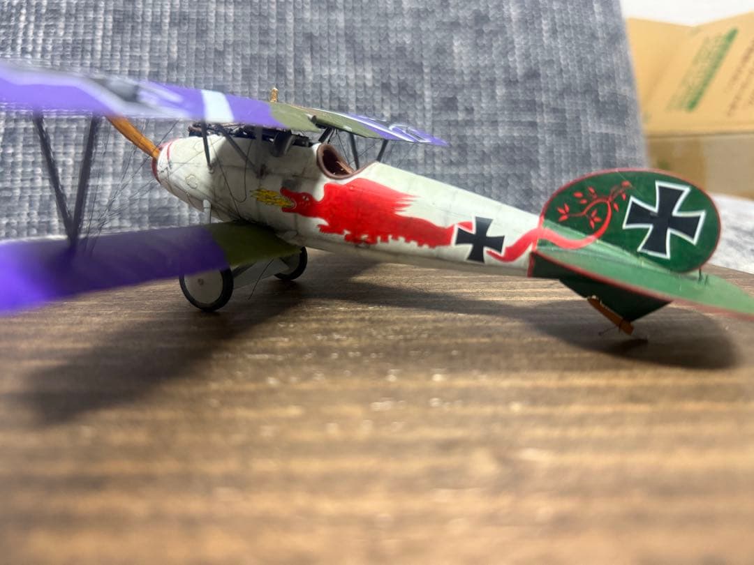 【塗装済完成品】複葉機エデュアルド1/48 アルバトロスAlbatros D.V