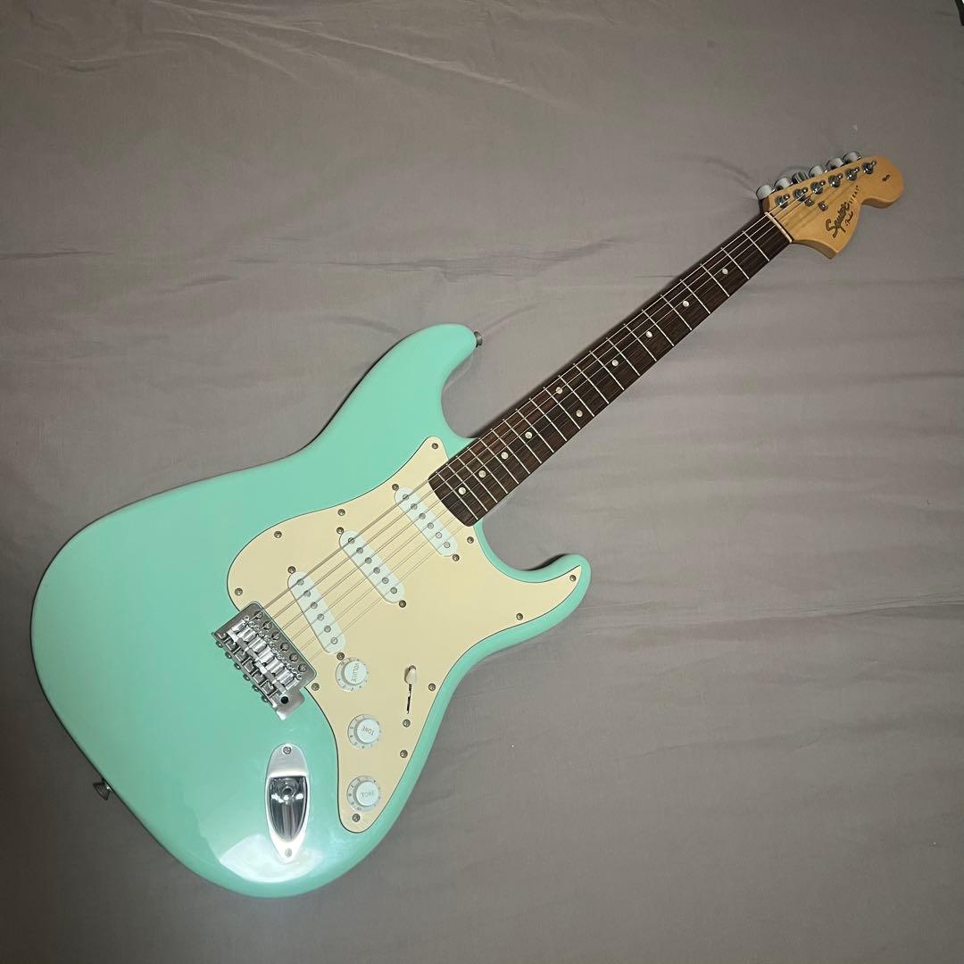 美品 Squier Affinity Stratocaster エレキギター
