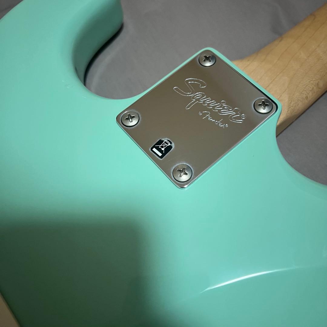 美品 Squier Affinity Stratocaster エレキギター