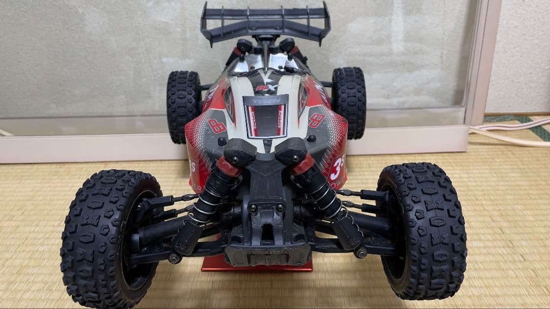 arrma 1/8 タイフーン ブラシレスバギー フルセット