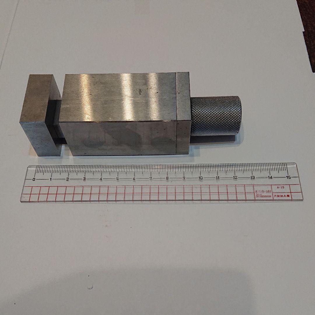 研磨機用小物ホルダー  研磨機