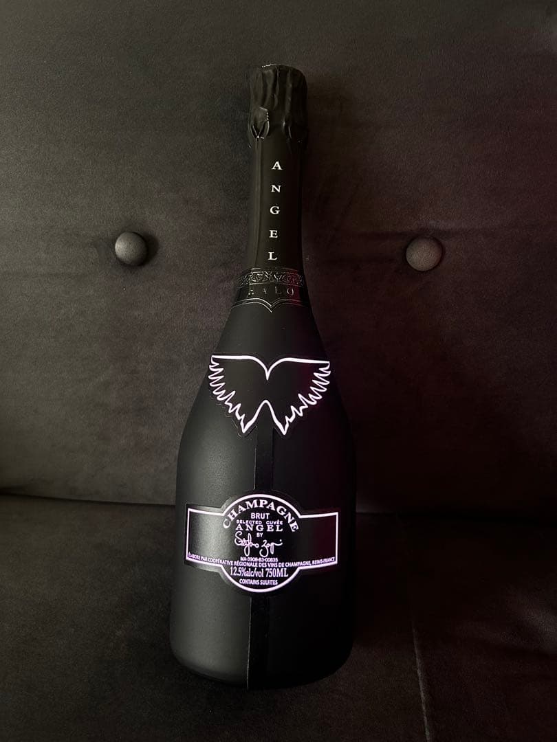 ANGEL CHAMPAGNE 750ml 特製ケース付き　エンジェルシャンパン