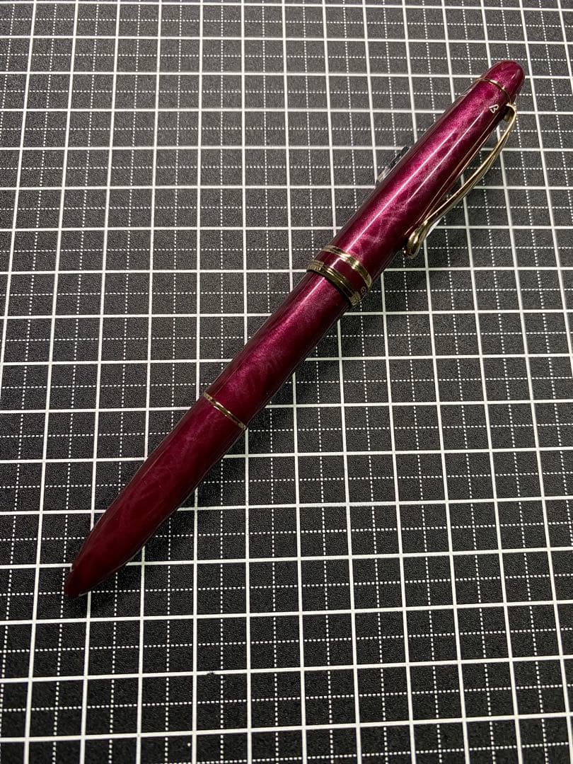 PILOT 3+1 EXECT BLACK&RED 多機能ペン