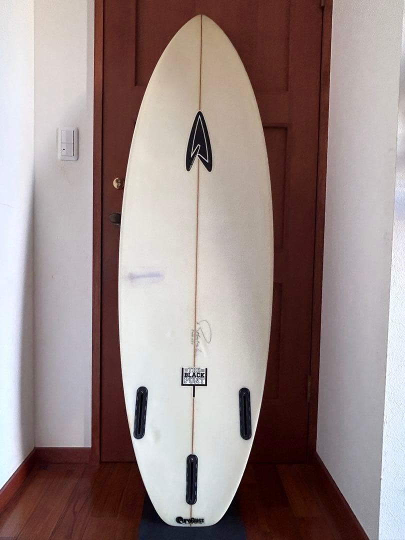 サーフィン・ボディボード ROBERTS SURFBOARD5.8 BLACK PUNT