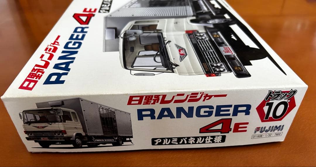 Hino RANGER 4E 日野レンジャー　アルミパネル仕様