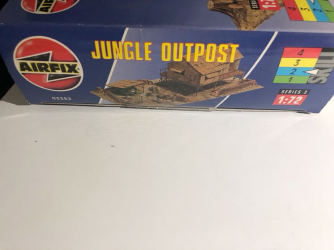 キャラクター AIRFIX JUNGLE OUTPOST