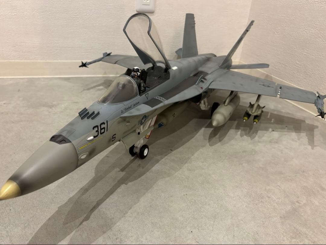 超希少品　bbi エリートフォース　F/A-18 Hornet 1/18