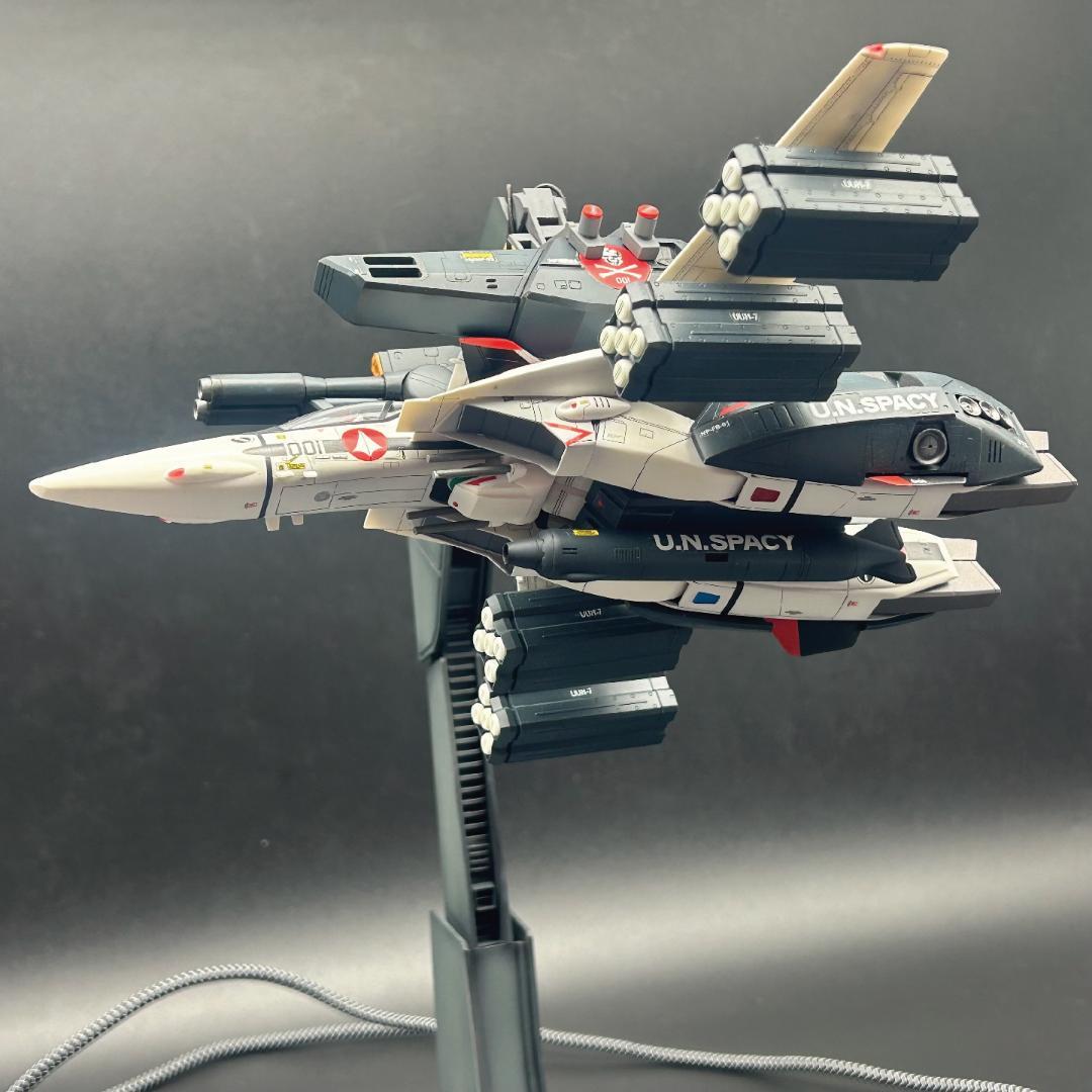 【電飾】VF-1バルキリー／リン・ミンメイ　塗装済完成品