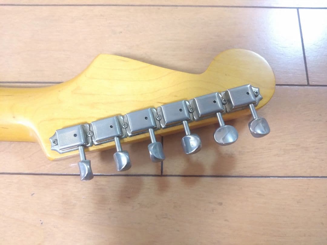ギター Squier Stratocaster SST-45 FRD