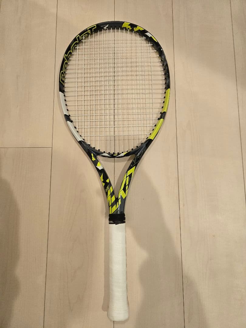 ピュアアエロ100 G3　Babolat Pure Aero