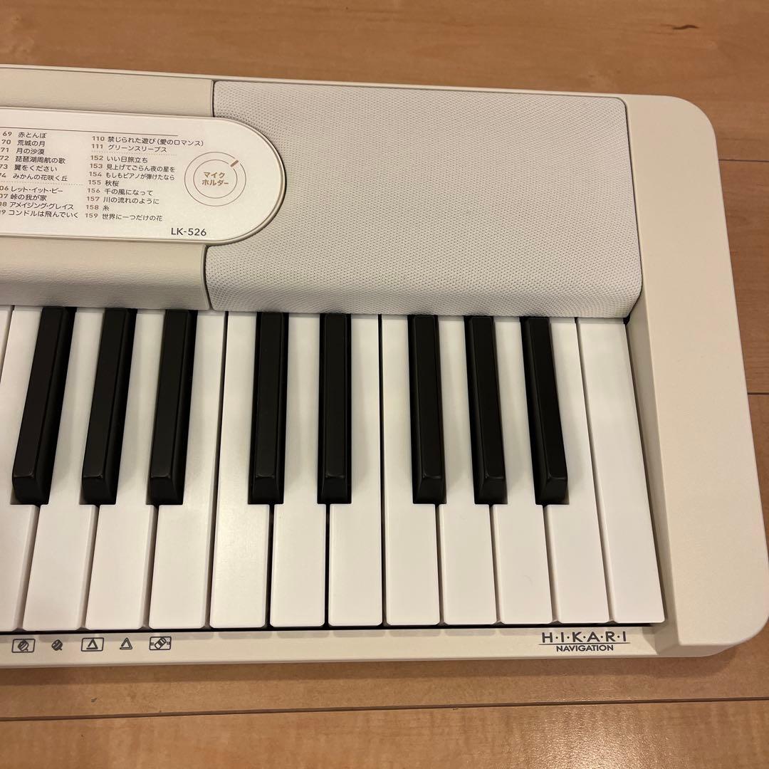 美品　CASIO Casiotone LK-526 デジタルキーボード光ナビ