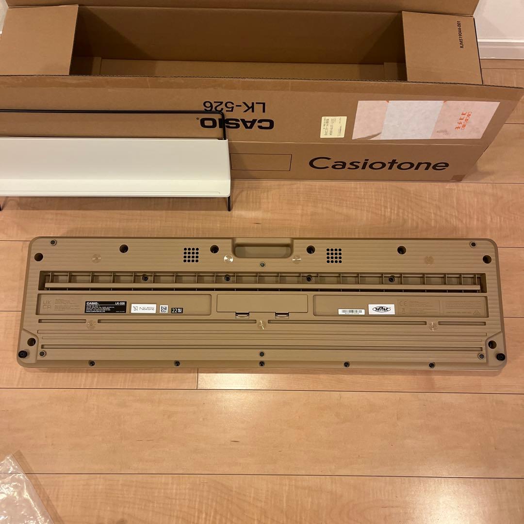 美品　CASIO Casiotone LK-526 デジタルキーボード光ナビ