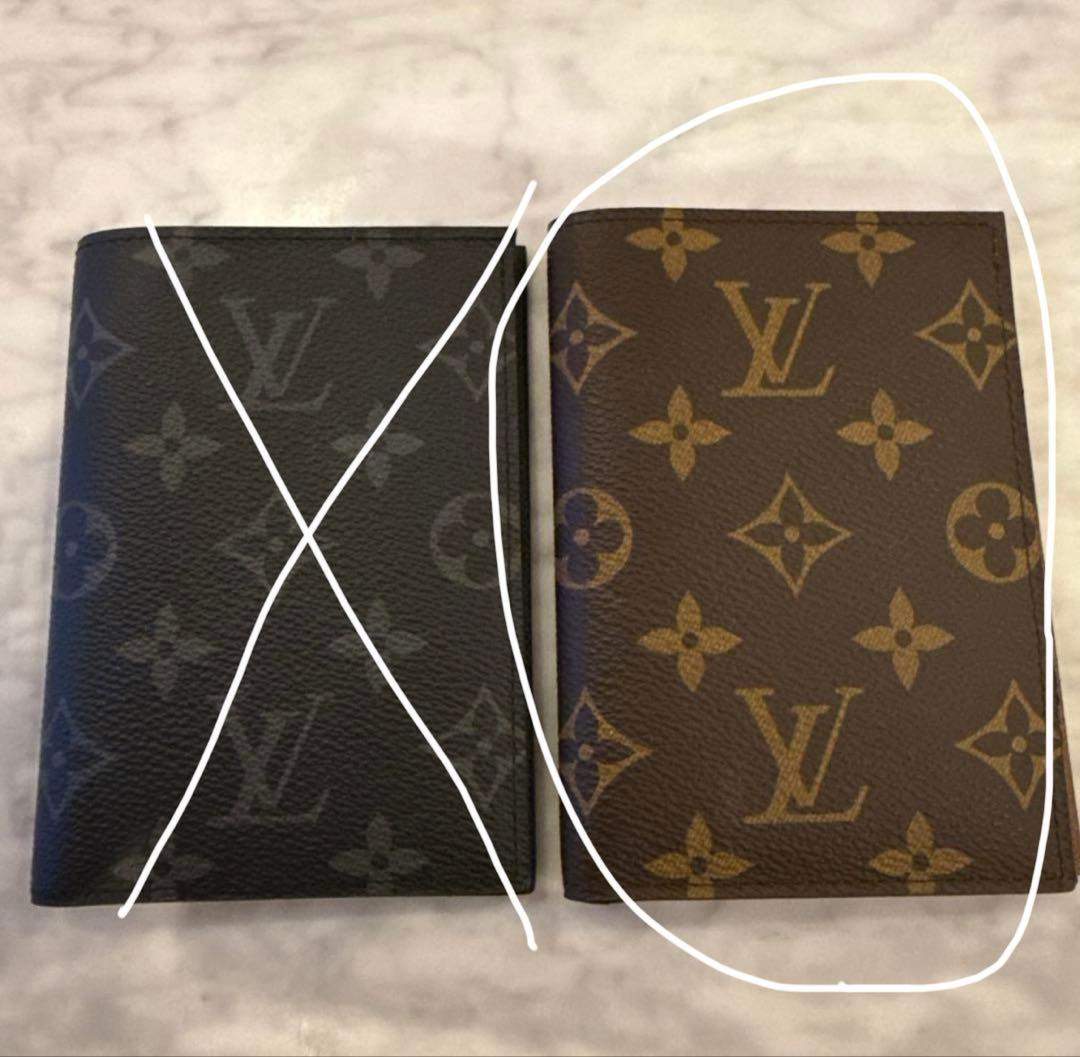 LOUIS VUITTON　パスポートケース 1点