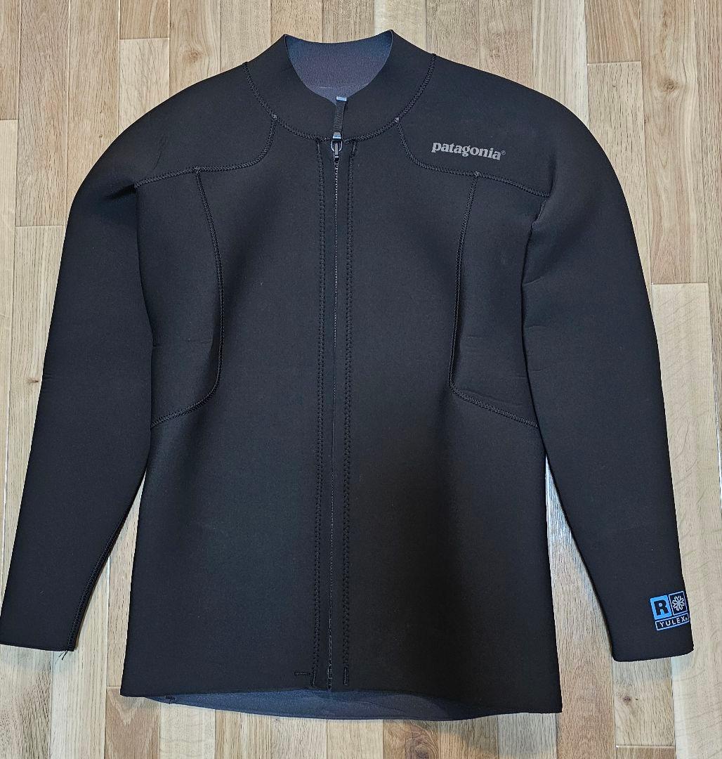 patagonia ブラック タッパー M