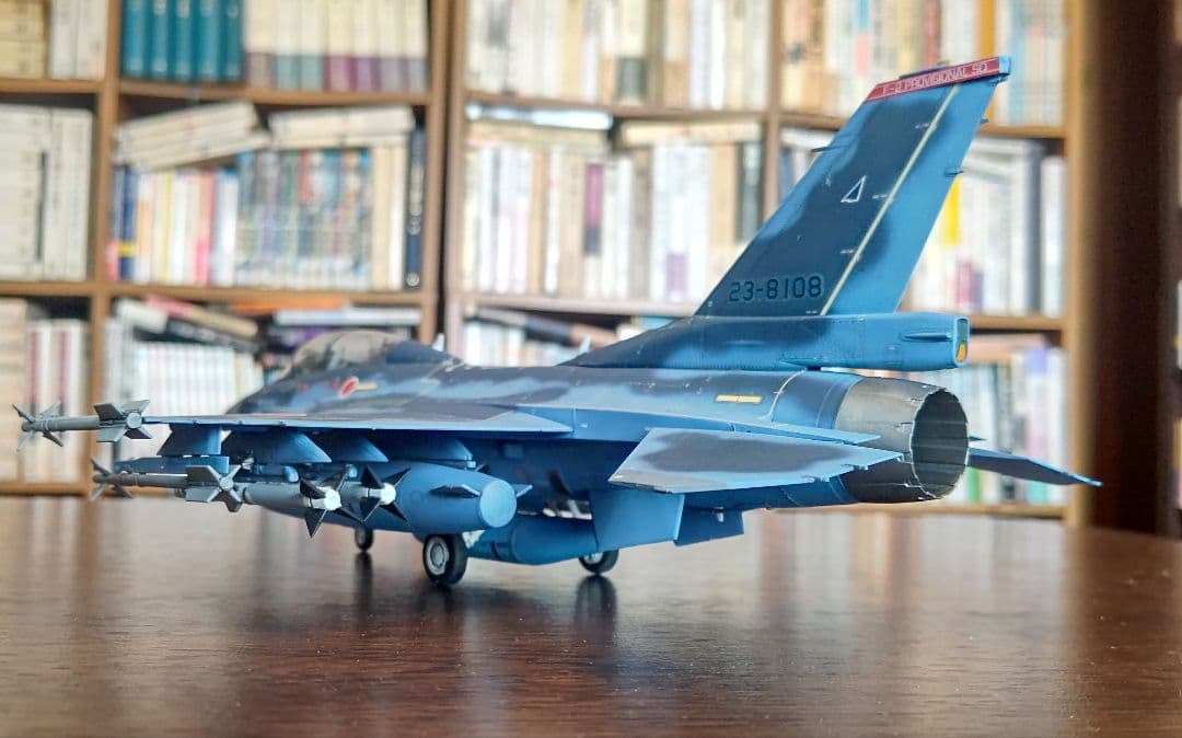 塗装済み完成品 ハセガワ 1/48 F2 戦闘機 プラモデル 航空自衛隊