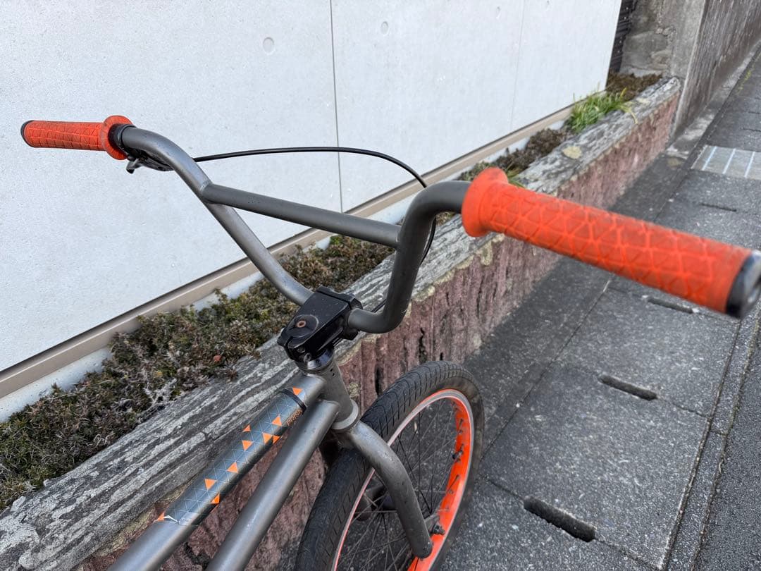 ORANGE BMX 自転車 トリック ペグ付き