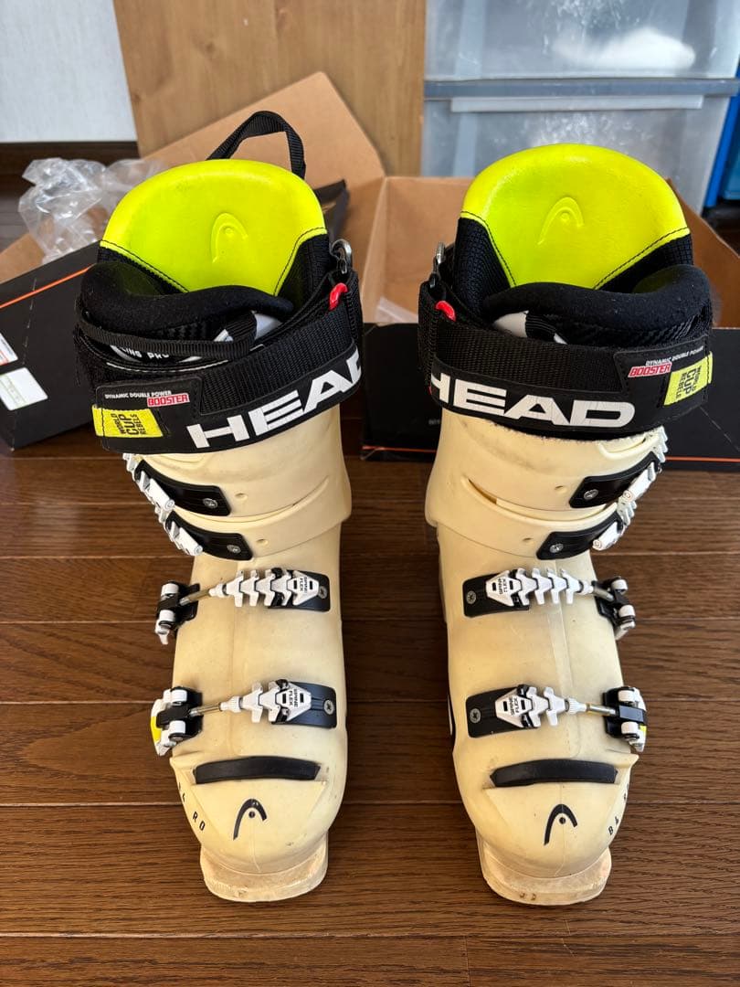 ⚫︎中古⚫︎スキーブーツ　HEAD RAPTOR B4 RD MP 255 ホワイト
