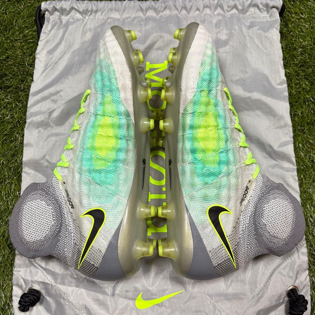 NIKE Magista Obra Ⅱ AG-PRO 27cm