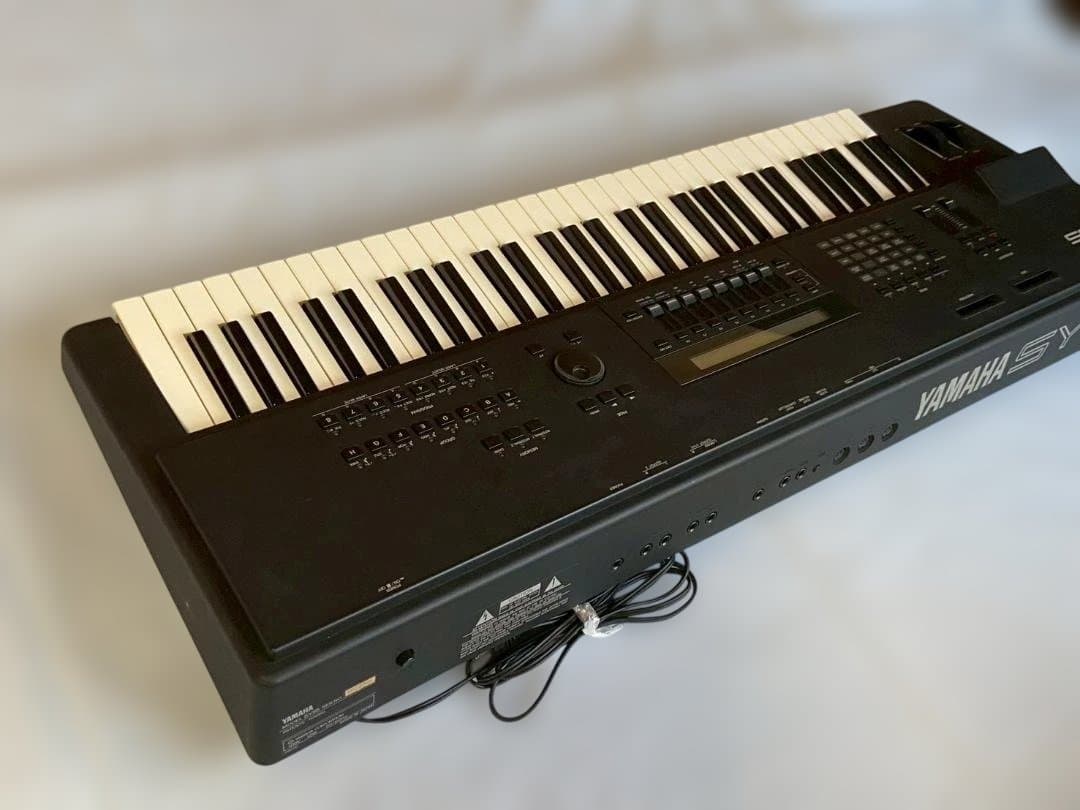 YAMAHA ヤマハ SY85 シンセサイザー 61鍵盤