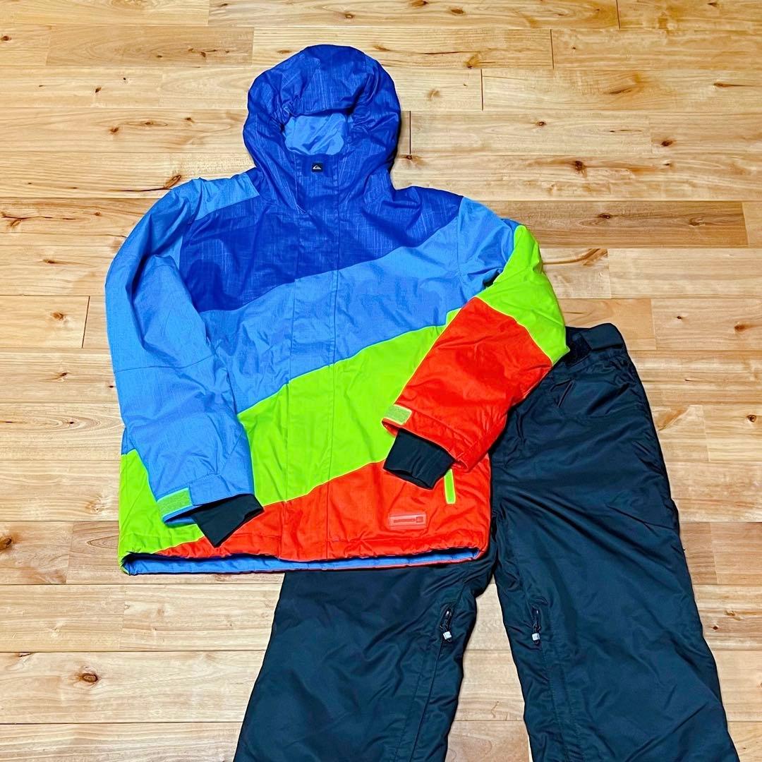 美品スキーウェア150 QUIKSILVER 上下セット デザインかっこいい