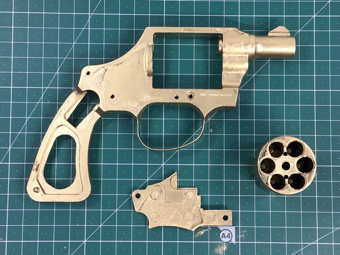 トイガン COLTディテクティブ フレームセット 金色塗装 銃口閉鎖 合法品