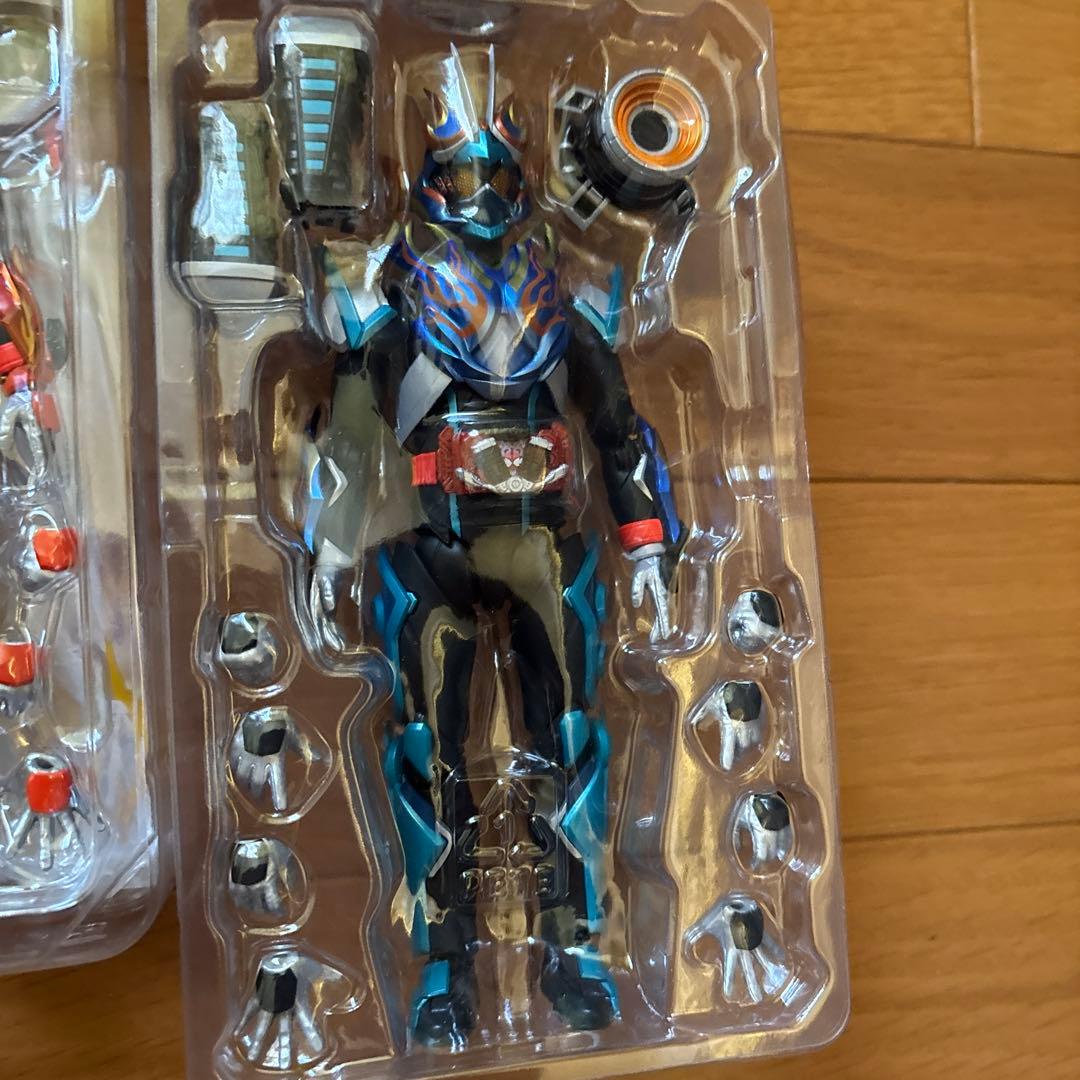 Shフィギュアーツ 仮面ライダーレジェンド ガッチャード まとめ売り