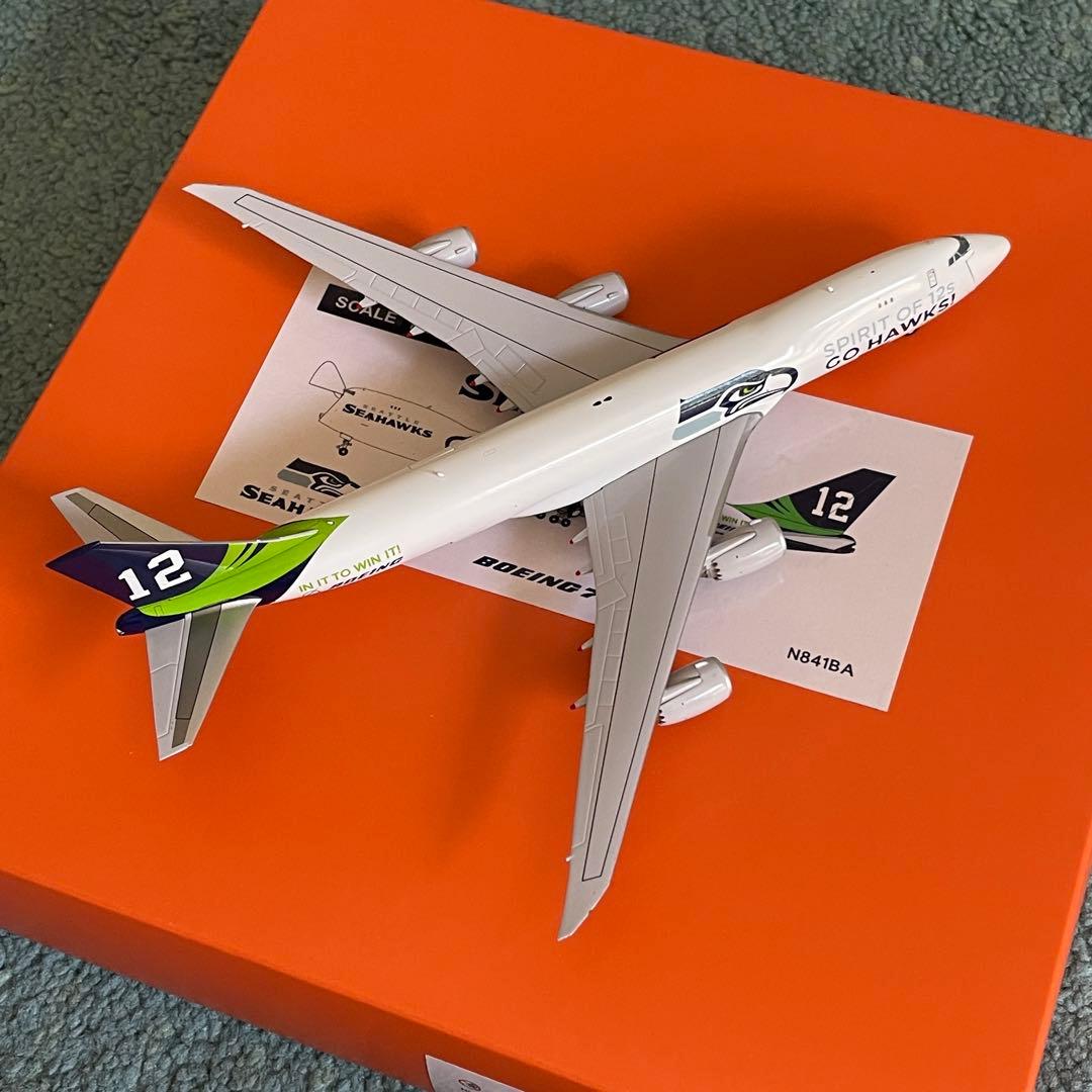 BOEING 747-8F ハウス SEATTLE SEAHAWKS 1:400