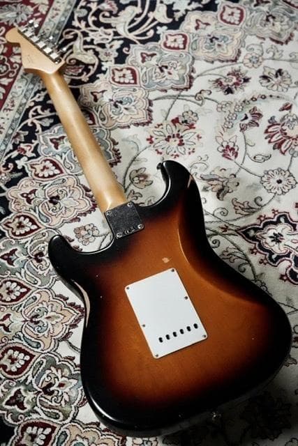 ギター Fender Roadworn 60's Stratocaster