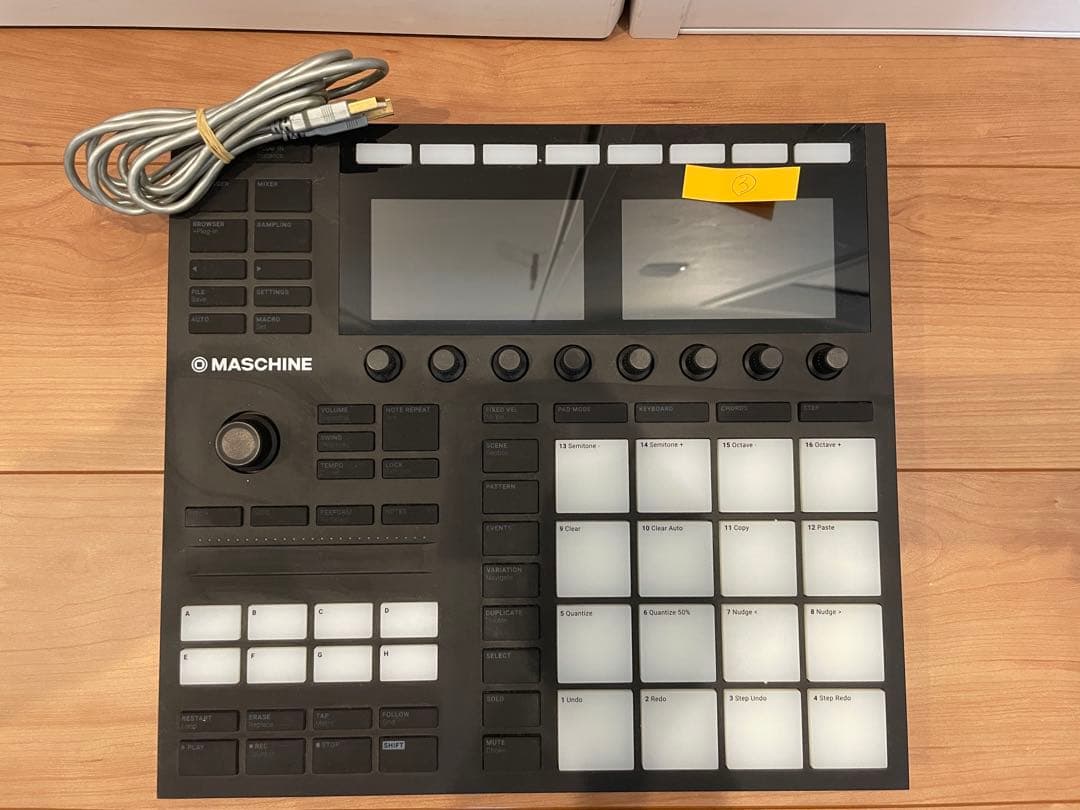 ③ Native Instruments MASCHINE Mk3 ライセンス有