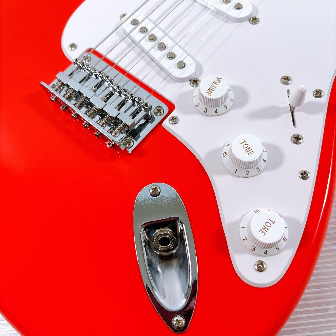 【極美品】Squier スクワイヤー Bullet Stratocaster