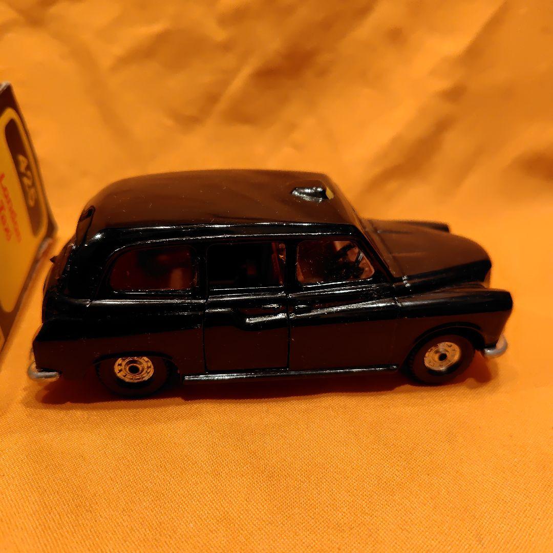 ミニカー corgi London Taxi 425