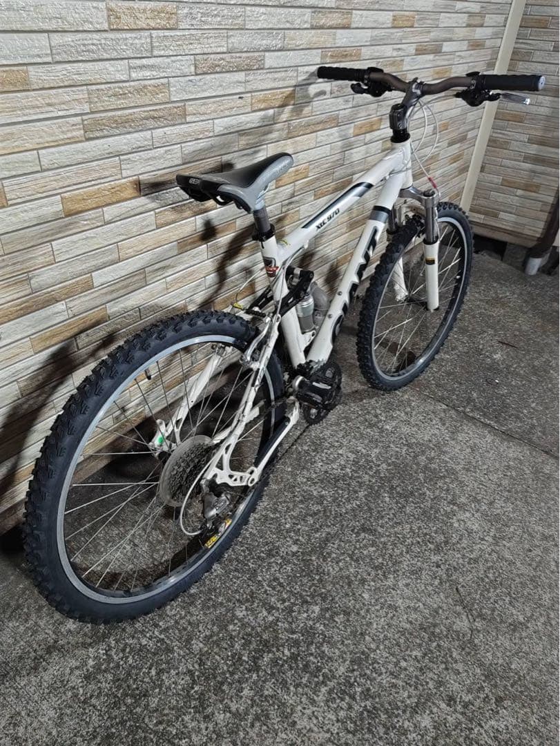 morfine 引取限定 中古 ジャイアント MTB 3×9段変速