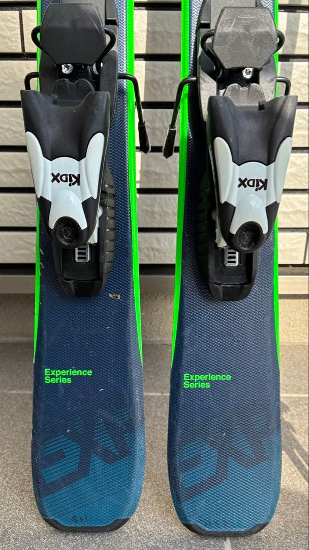 とまこ　ROSSIGNOL EXP PRO スキー板、LEKIポール