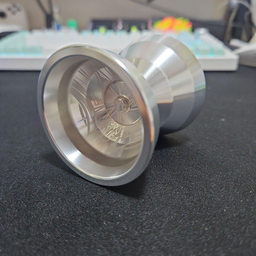 Yoyorecreation サベージハンドクラッシュ　ヨーヨー