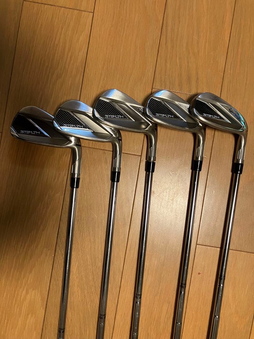 TaylorMade ステレスアイアン 希少チューニングデザイン　DG200