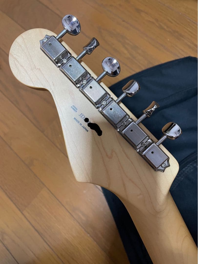 美品　フェンダー　Fender ストラト 2024 MIJ Hybrid II