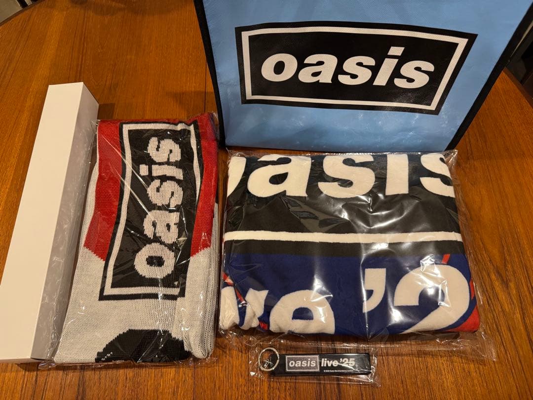 oasis live '25 　オアシス福袋限定公式GOODS 10/25