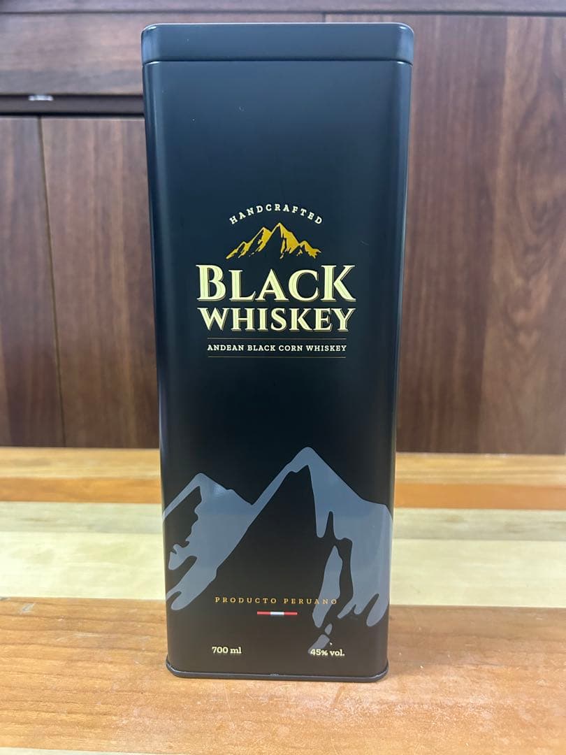 Black Whiskey アンでアンブラックコーンウイスキー 700ml