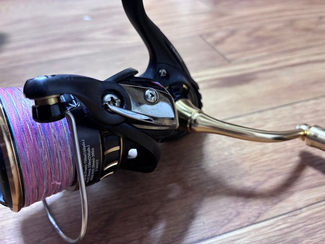 DAIWA 23 BG SW 4000D-CXH スピニングリール