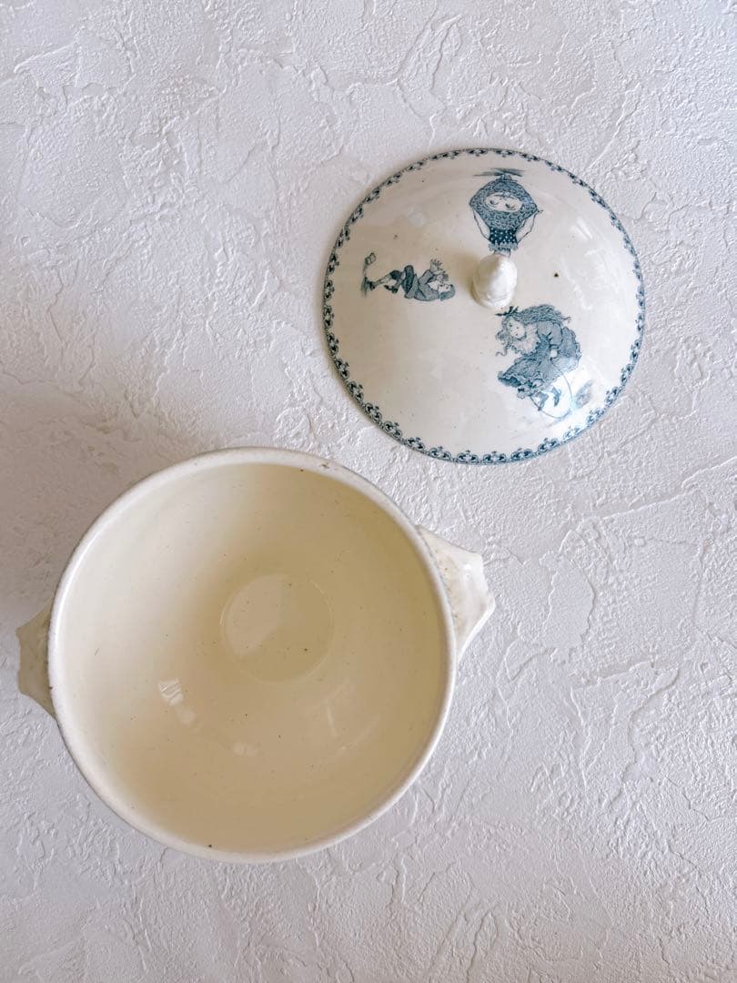 フランスアンティーク　Saint amand la dinette　スーピエール