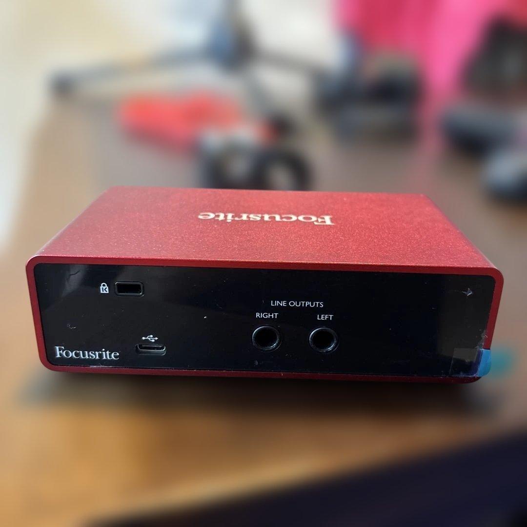 ★お値下げ★【美品】Focusrite Scarlett Solo Studio