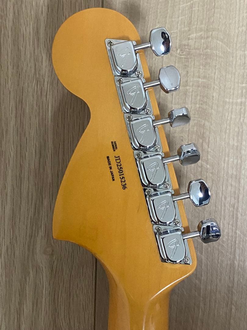 ギター Fender MIJ Traditional 70s Stratocaster