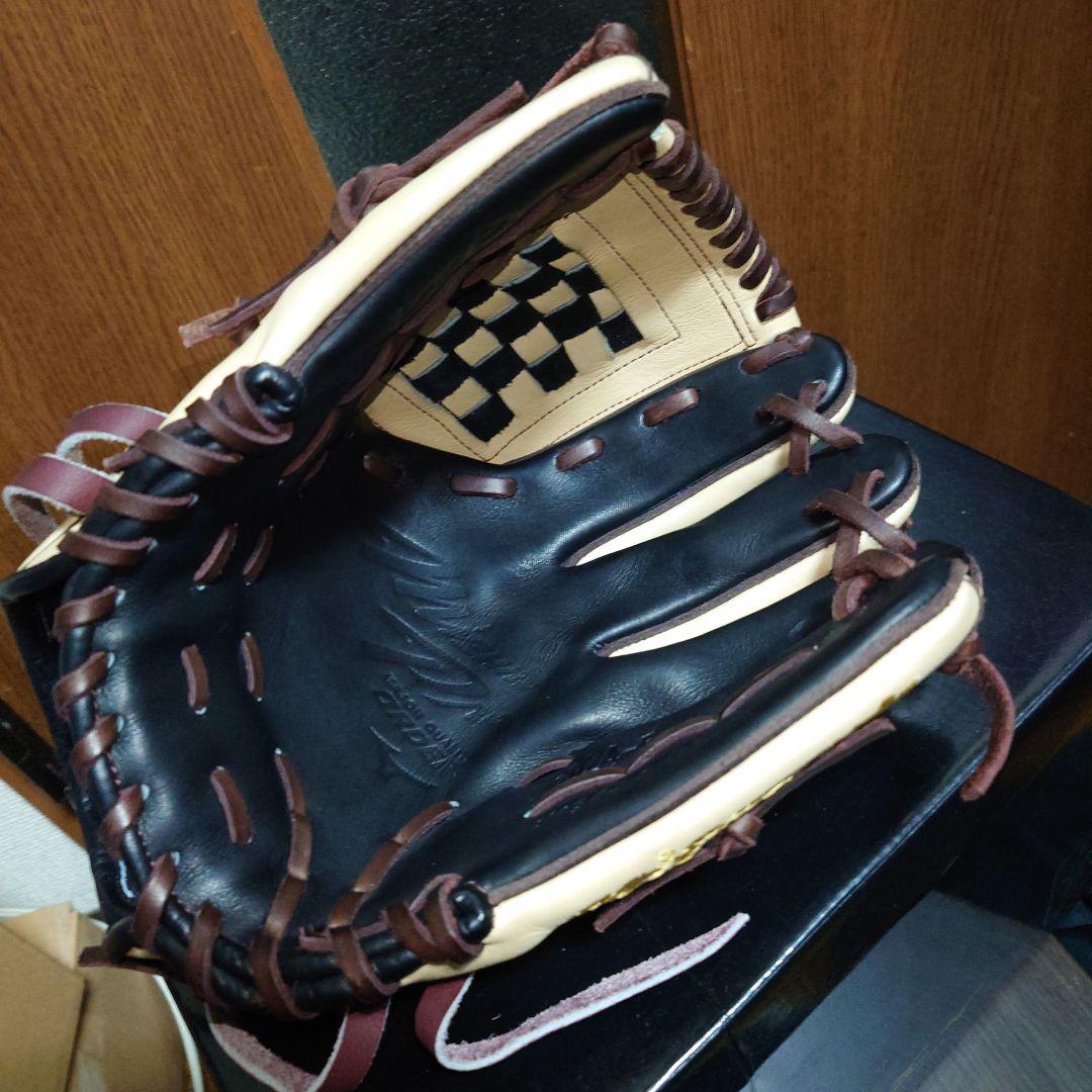 MizunoPro ORDER 軟式グローブ ブロンズ/黒　内野手用　小さめ。