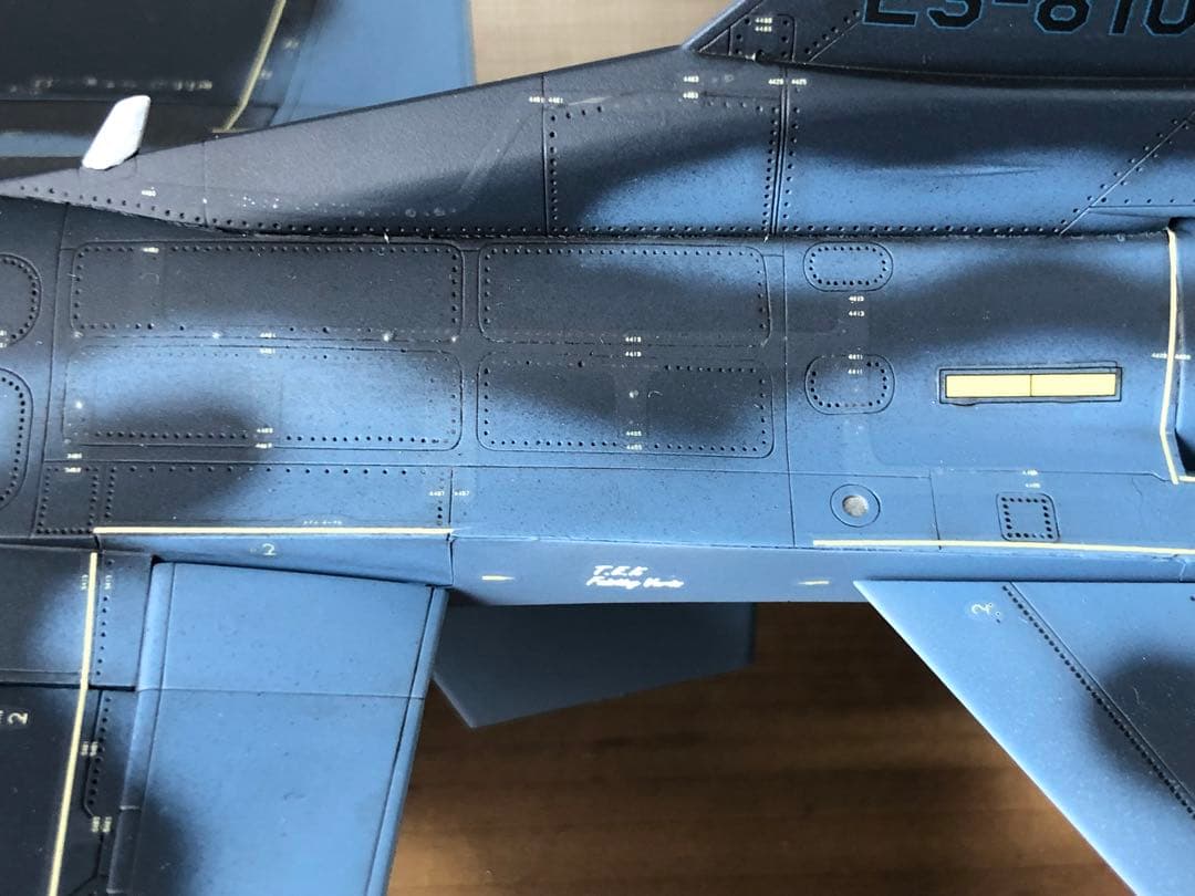 ○訳あり品○ 航空自衛隊　F-2B プラモデル