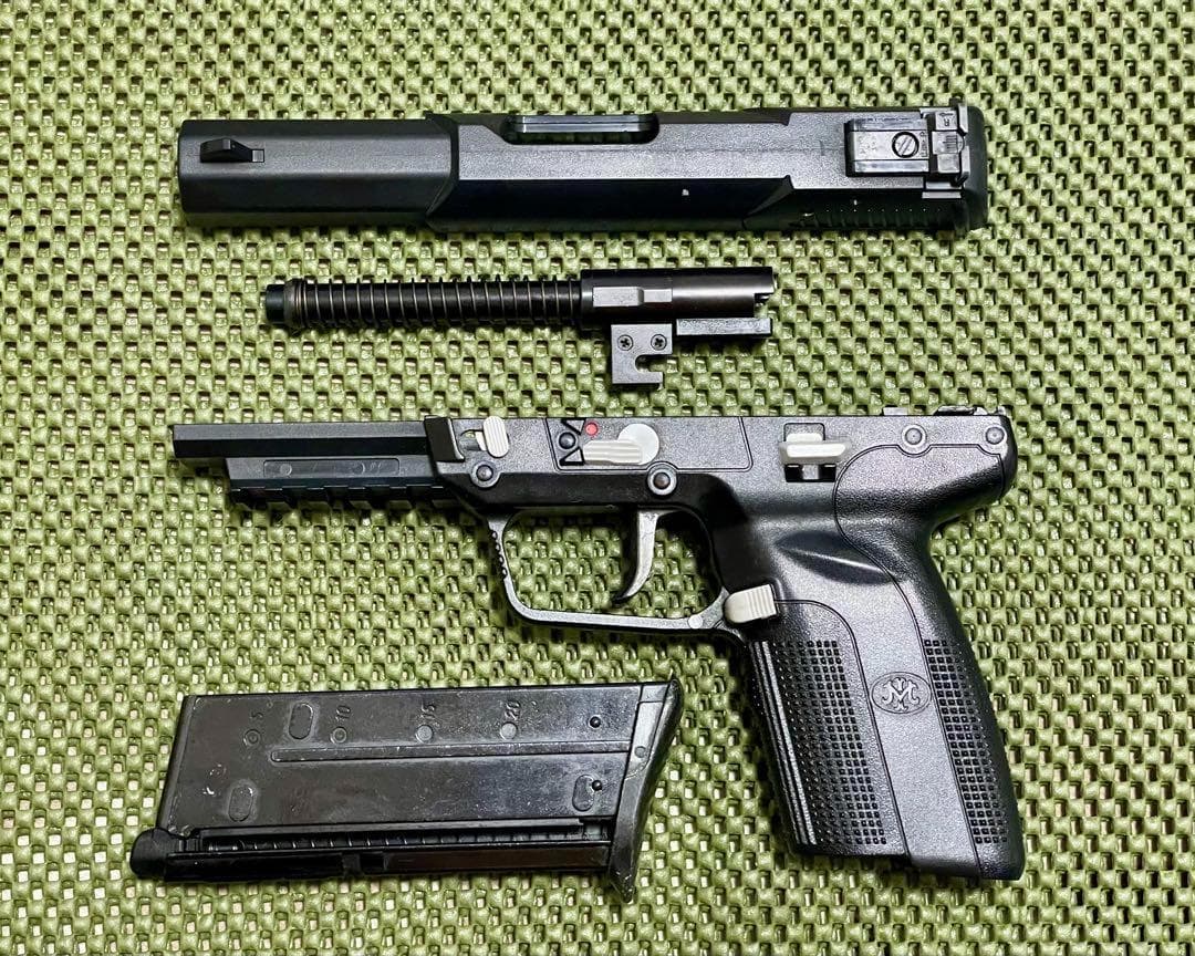 FN Five-seveN　６㎜ガスブローバックガン　マルシン