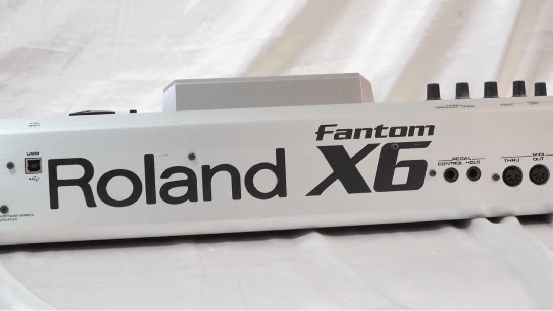Roland Fantom-X6 シンセサイザー 動作確認済み ※液晶難あり