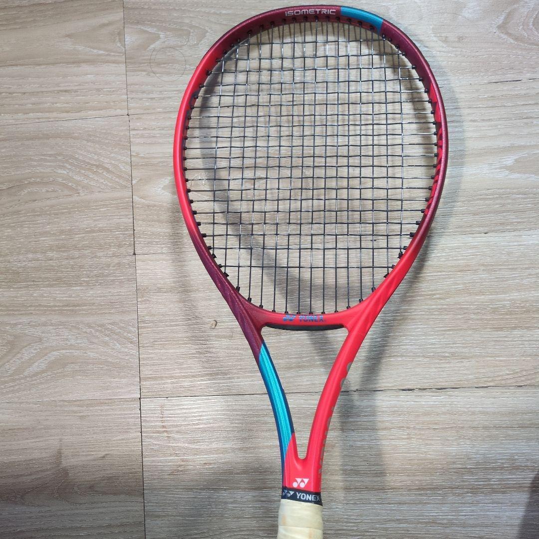 YONEX VCORE 95 テニスラケット グリップ2
