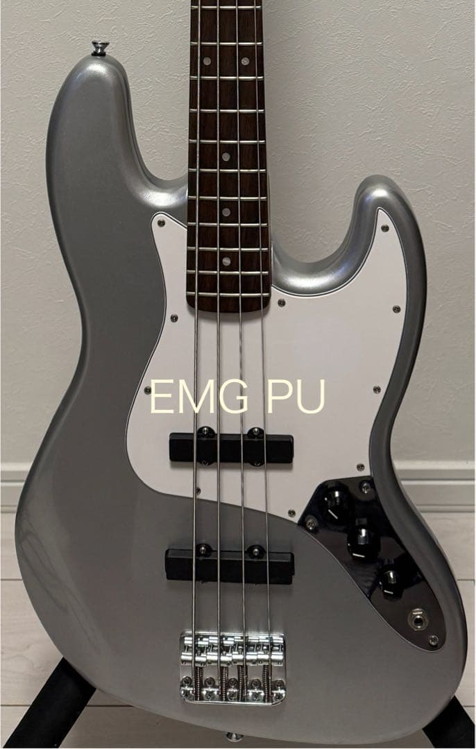 特価 Squier Affinity Jazz Bass EMG PU 4弦