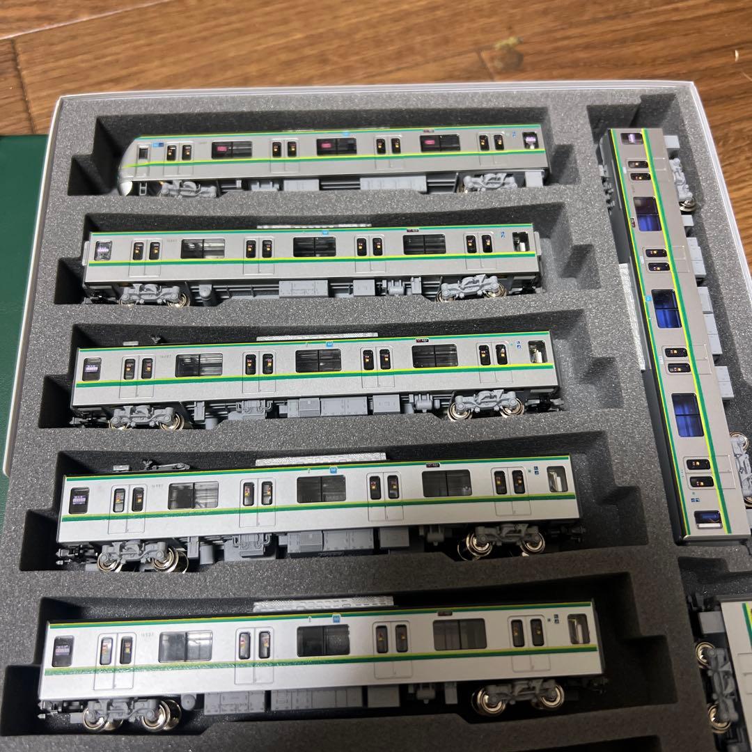 Nゲージ　東京メトロ16000系