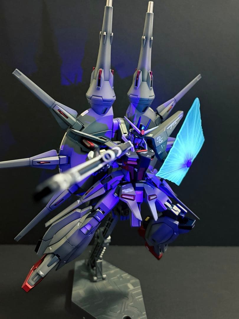 HG レジェンドガンダム　全塗装完成品　台座付属